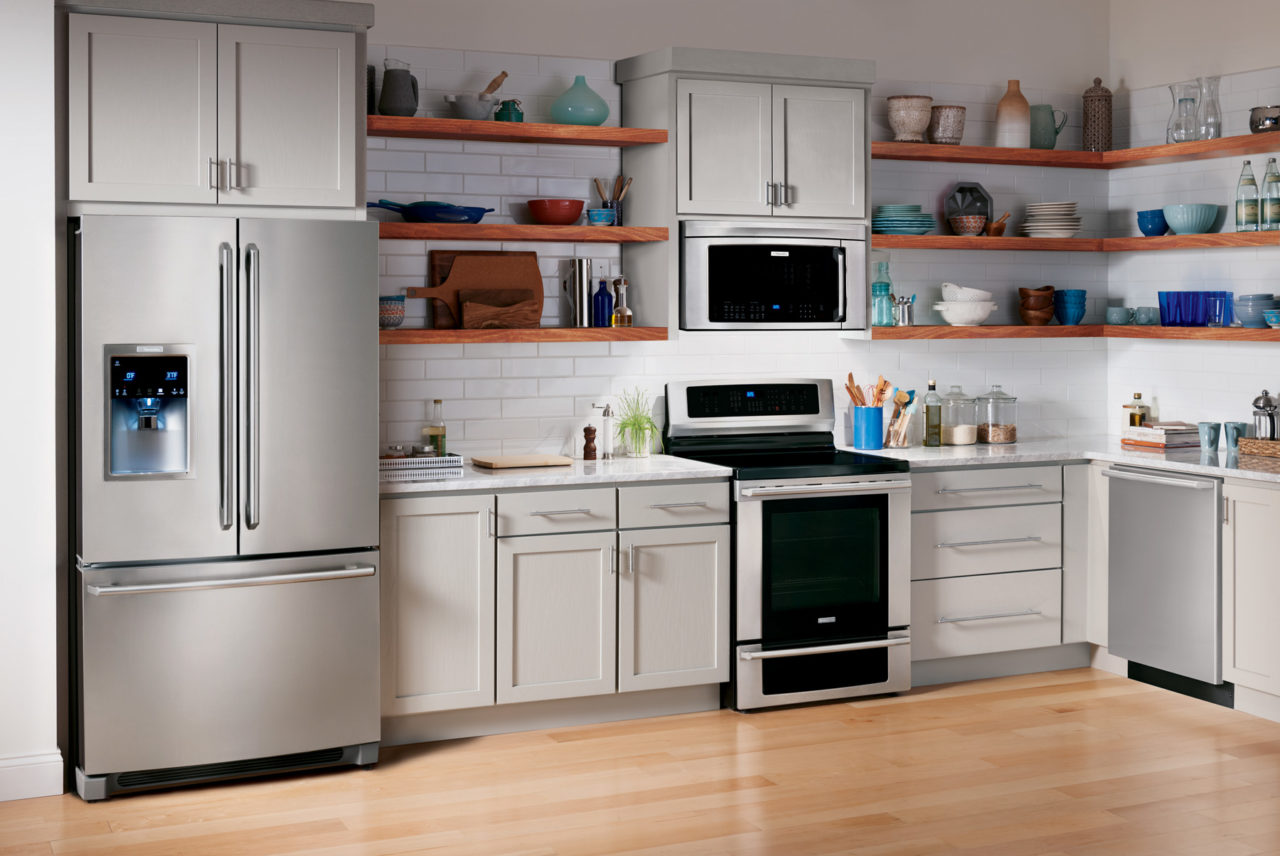 Electrolux Introduces New Induction Free Standing Range | KBIS